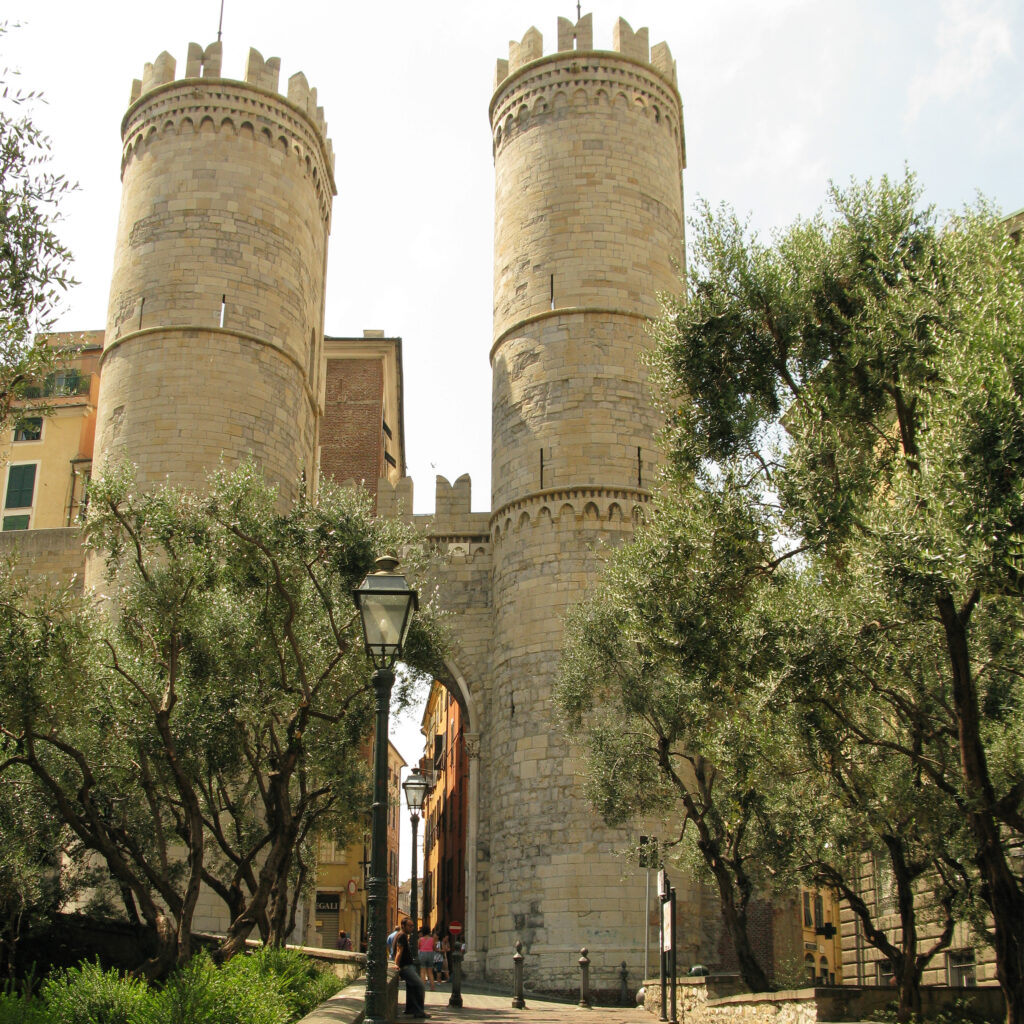 Explora Genova - Caruggi nascosti - Via XXV Aprile Explora Genova - Caruggi nascosti - Via XXV Aprile